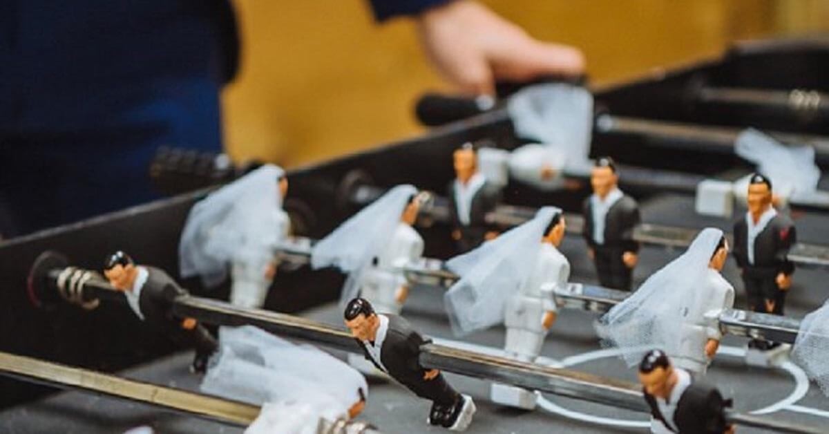 4 Fun & Affordable Wedding Entertainment Ideas for All Wedding Venues